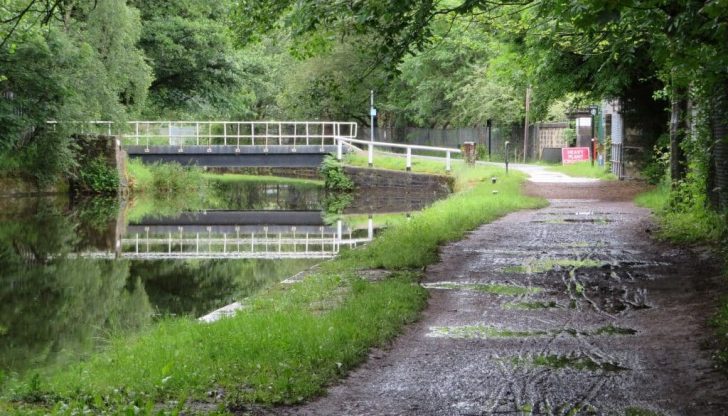 A Walk Around Esholt (On a very rainy day) - CPRE West Yorkshire